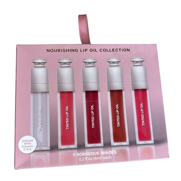 The Unbranded Brand | Makeup | Nourishing Lip Oil Collection 5 Gorgeous ...